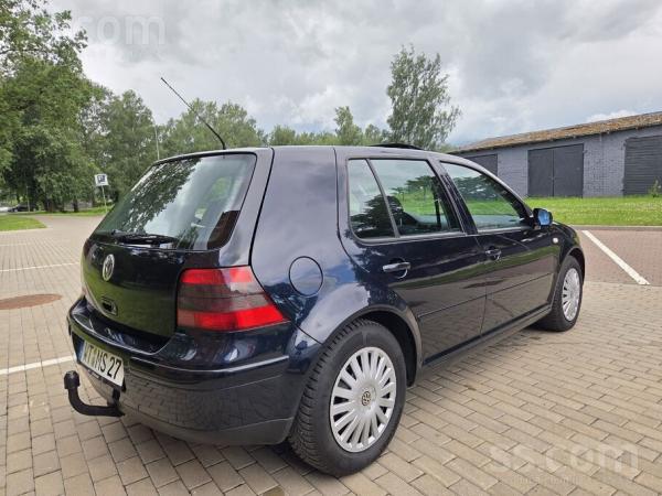 Zils Volkswagen Golf 2001 Bauska, ar dzinēja tilpumu 1.90 L un nobraukumu 326 tūkst. km par 2480 €, foto 6 vietnē AUTOMOTO.COM.LV