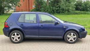 Zils Volkswagen Golf 2001 Rīga, ar dzinēja tilpumu 1.90 L un nobraukumu 0 tūkst. km par 980 €, foto 5 vietnē AUTOMOTO.COM.LV