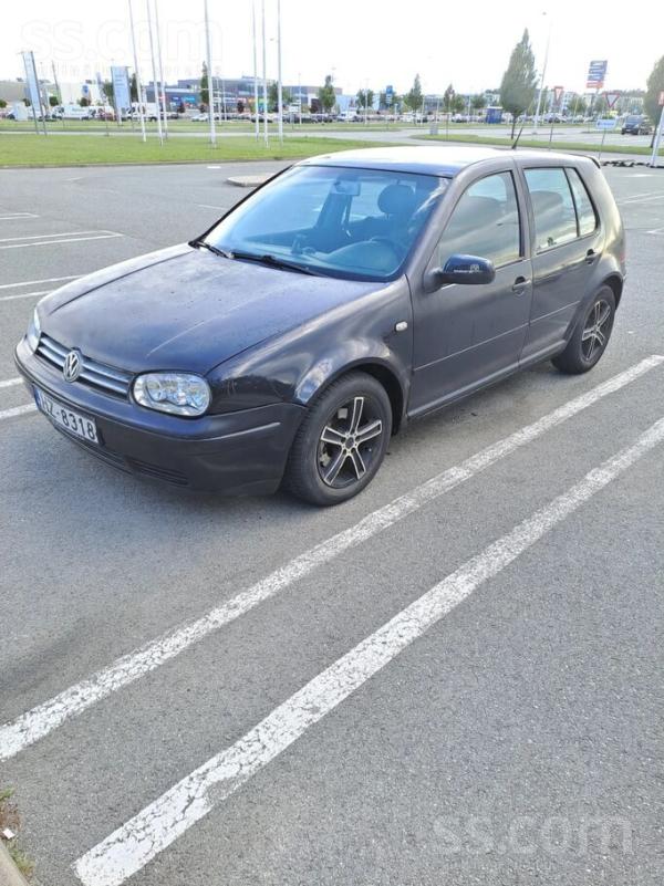 Zils Volkswagen Golf 2001 Rīga, ar dzinēja tilpumu 1.90 L un nobraukumu 225 tūkst. km par 1700 €, foto 1 vietnē AUTOMOTO.COM.LV
