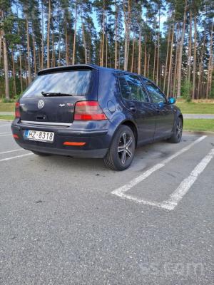Blue Volkswagen Golf 2001 in Riga, with an engine capacity of 1.90 L and mileage of 225 thousand km for 1700 €, photo 4 on AUTOMOTO.COM.LV