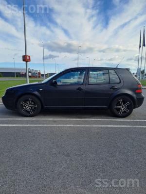 Blue Volkswagen Golf 2001 in Riga, with an engine capacity of 1.90 L and mileage of 225 thousand km for 1700 €, photo 5 on AUTOMOTO.COM.LV