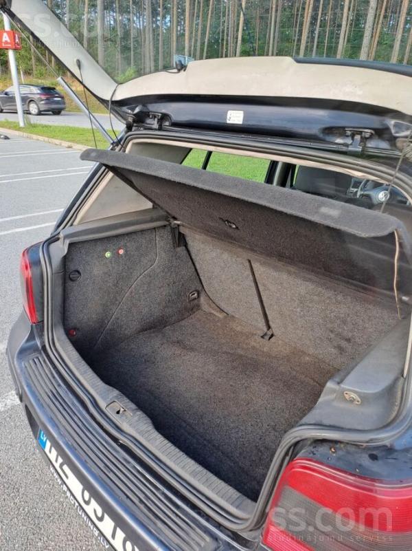 Zils Volkswagen Golf 2001 Rīga, ar dzinēja tilpumu 1.90 L un nobraukumu 225 tūkst. km par 1700 €, foto 8 vietnē AUTOMOTO.COM.LV