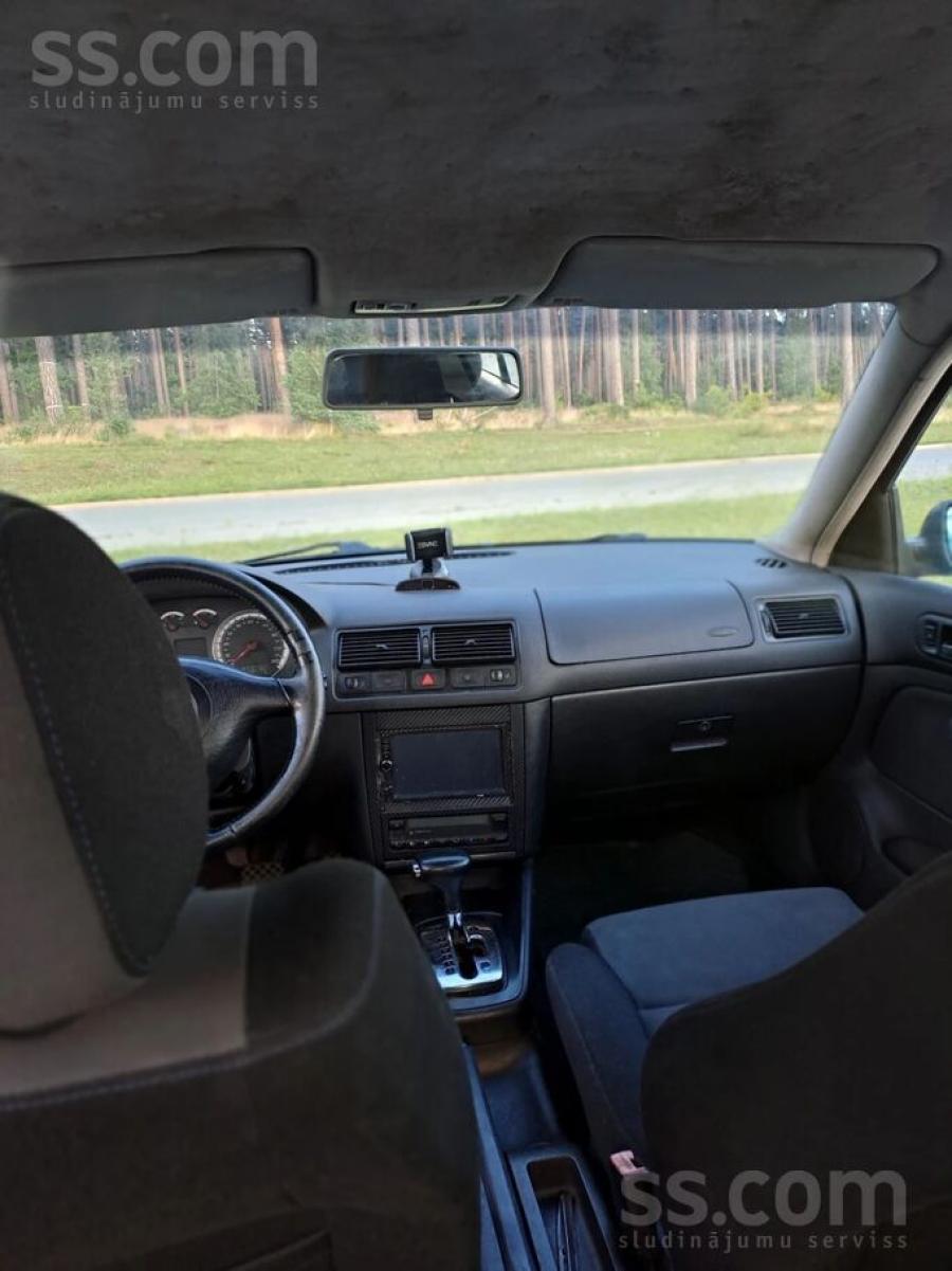 Blue Volkswagen Golf 2001 in Riga, with an engine capacity of 1.90 L and mileage of 225 thousand km for 1700 €, photo 14 on AUTOMOTO.COM.LV