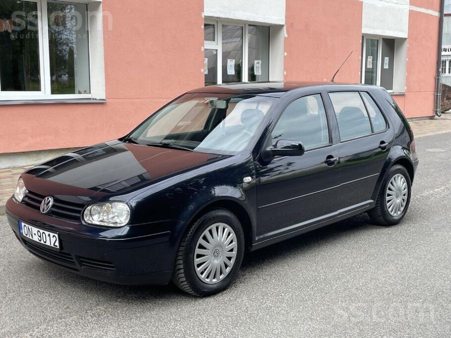 Zils Volkswagen Golf 2001 Ogre, ar dzinēja tilpumu 1.90 L un nobraukumu 327 tūkst. km par 2699 €, foto 1 vietnē AUTOMOTO.COM.LV