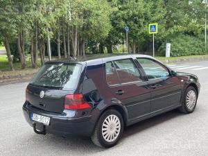 Zils Volkswagen Golf 2001 Ogre, ar dzinēja tilpumu 1.90 L un nobraukumu 327 tūkst. km par 2699 €, foto 6 vietnē AUTOMOTO.COM.LV