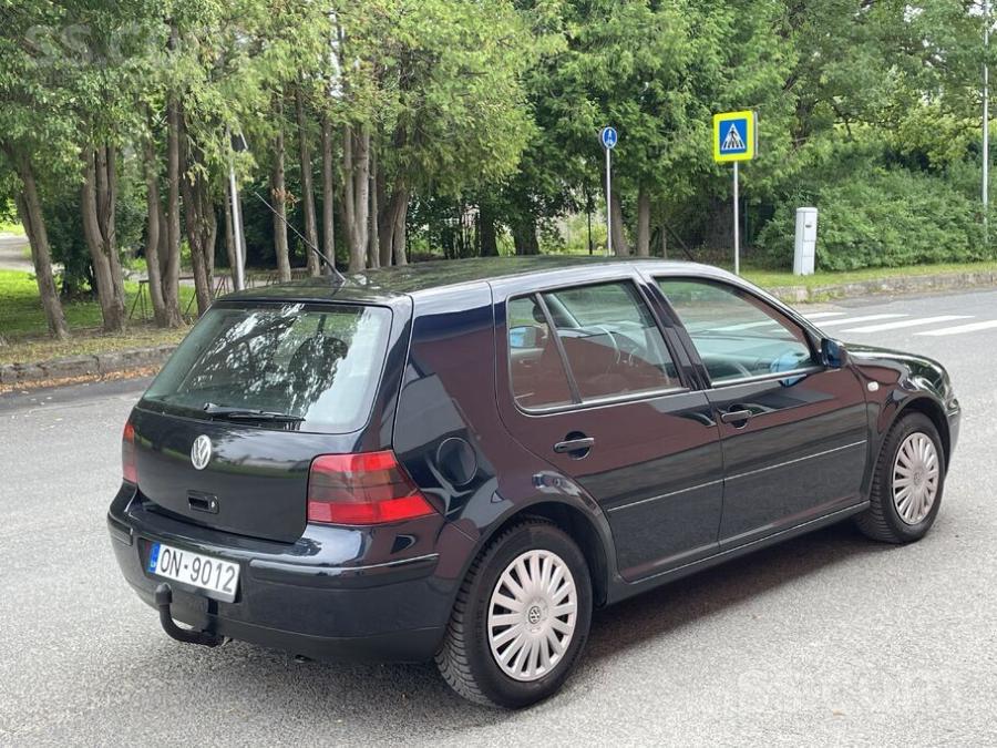 Zils Volkswagen Golf 2001 Ogre, ar dzinēja tilpumu 1.90 L un nobraukumu 327 tūkst. km par 2699 €, foto 6 vietnē AUTOMOTO.COM.LV