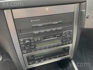 Zils Volkswagen Golf 2001 Ogre, ar dzinēja tilpumu 1.90 L un nobraukumu 327 tūkst. km par 2699 €, foto 17 vietnē AUTOMOTO.COM.LV