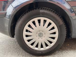 Zils Volkswagen Golf 2001 Ogre, ar dzinēja tilpumu 1.90 L un nobraukumu 327 tūkst. km par 2699 €, foto 31 vietnē AUTOMOTO.COM.LV