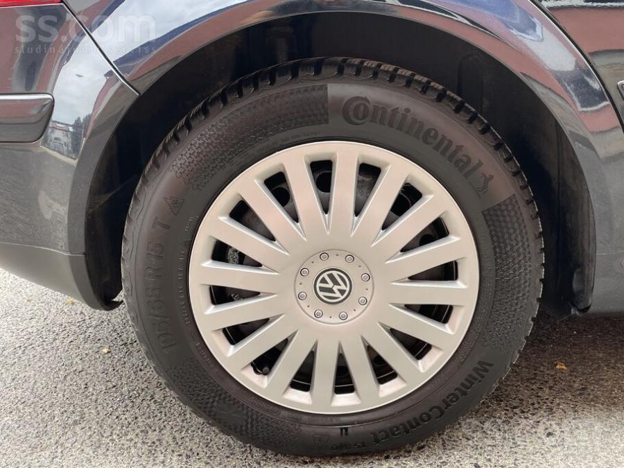 Zils Volkswagen Golf 2001 Ogre, ar dzinēja tilpumu 1.90 L un nobraukumu 327 tūkst. km par 2699 €, foto 31 vietnē AUTOMOTO.COM.LV