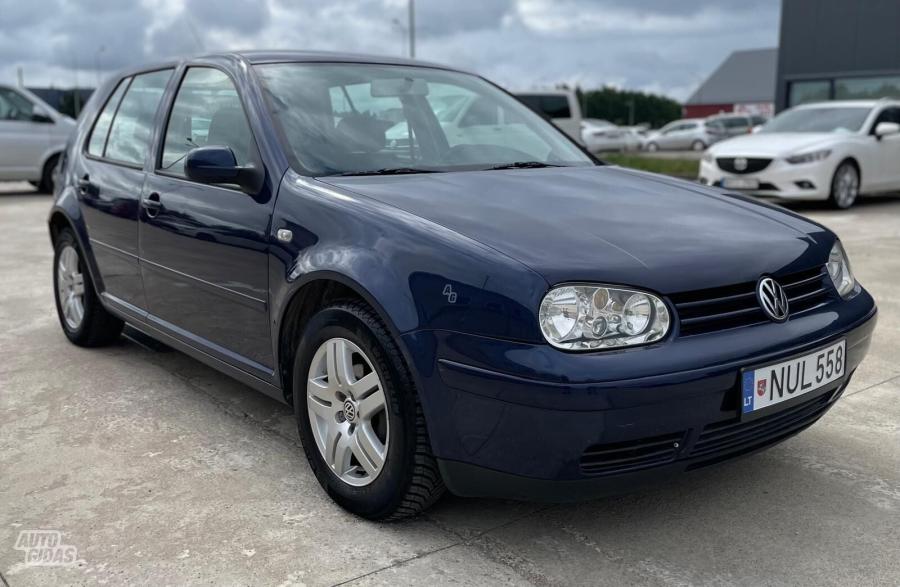 Blue Volkswagen Golf 2001 in Siauliai, with an engine capacity of 1.60 L and mileage of 201 thousand km for 1450 €, photo 7 on AUTOMOTO.COM.LV