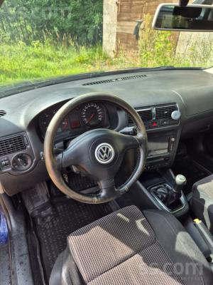 Zils Volkswagen Golf 2001 Kuldīga, ar dzinēja tilpumu 1.90 L un nobraukumu 300 tūkst. km par 1600 €, foto 6 vietnē AUTOMOTO.COM.LV
