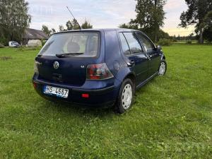 Zils Volkswagen Golf 2001 Aizkraukle, ar dzinēja tilpumu 1.60 L un nobraukumu 246 tūkst. km par 700 €, foto 4 vietnē AUTOMOTO.COM.LV