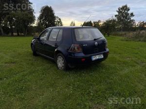 Zils Volkswagen Golf 2001 Aizkraukle, ar dzinēja tilpumu 1.60 L un nobraukumu 246 tūkst. km par 700 €, foto 5 vietnē AUTOMOTO.COM.LV