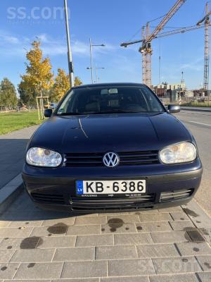 Zils Volkswagen Golf 2001 Rīga, ar dzinēja tilpumu 1.40 L un nobraukumu 221 tūkst. km par 1500 €, foto 7 vietnē AUTOMOTO.COM.LV