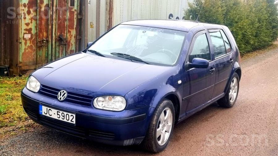 Blue Volkswagen Golf 2002 in Cesis, with an engine capacity of 1.90 L and mileage of 341 thousand km for 1550 €, photo 2 on AUTOMOTO.COM.LV