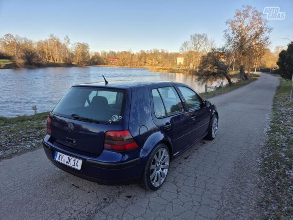 Blue Volkswagen Golf 2002 in Kelme, with an engine capacity of 1.40 L and mileage of 300 thousand km for 1000 €, photo 3 on AUTOMOTO.COM.LV