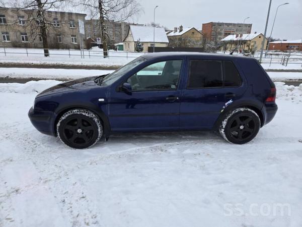 Blue Volkswagen Golf 2002 in Rezekne, with an engine capacity of 1.90 L and mileage of 229 thousand km for 2250 €, photo 7 on AUTOMOTO.COM.LV