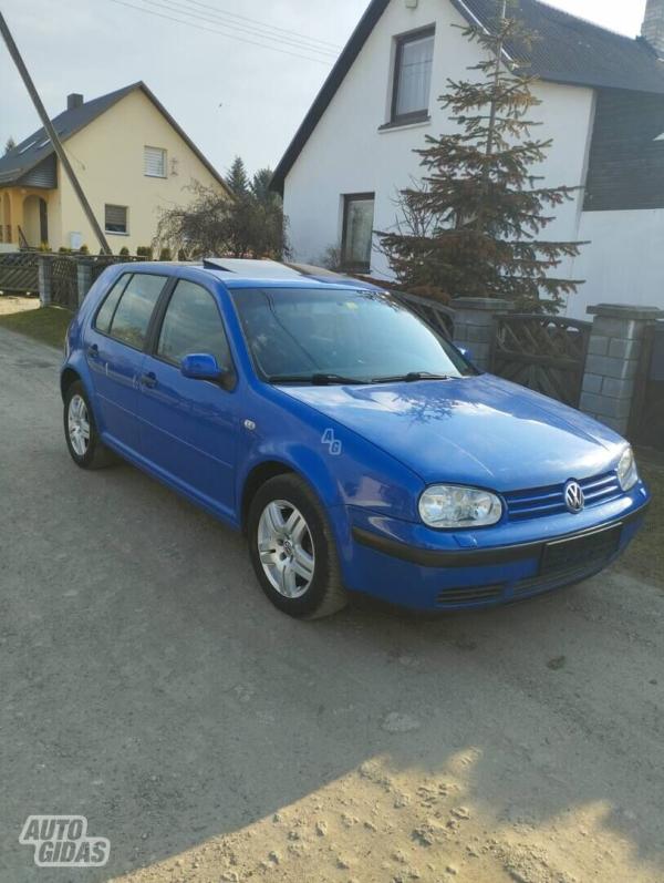 Blue Volkswagen Golf 2002 in Marijampole, with an engine capacity of 1.90 L and mileage of 260 thousand km for 2199 €, photo 3 on AUTOMOTO.COM.LV