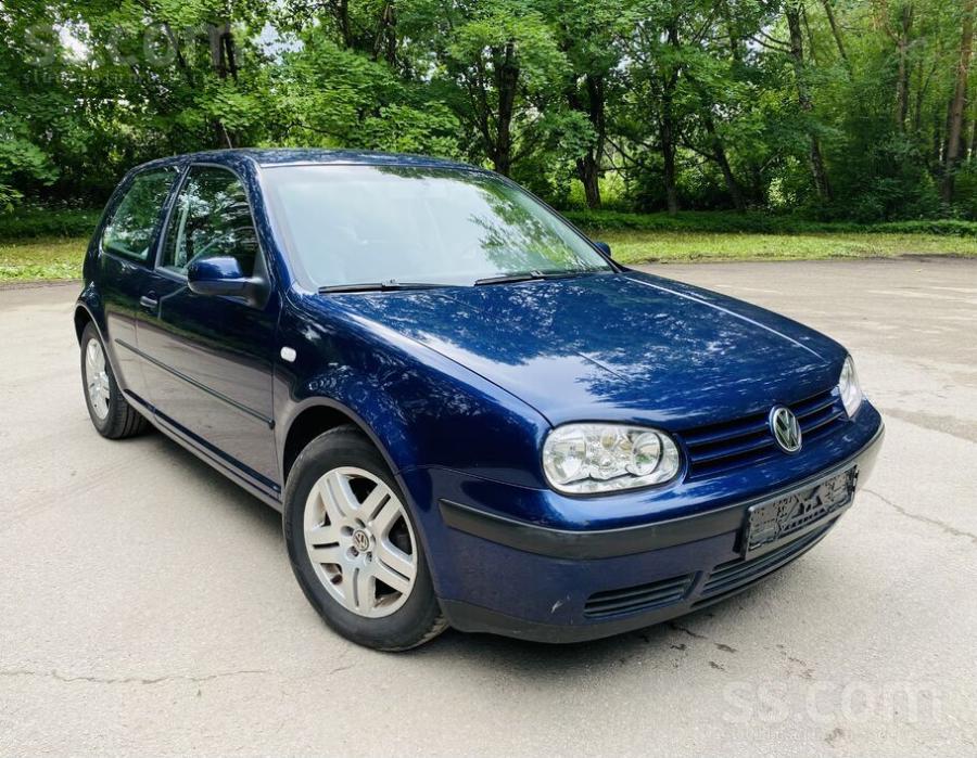 Синий Фольксваген Гольф 2002 в Рига, объемом двигателя 1.40 л и пробегом 0 тыс. км за 1590 €, фото 1 на AUTOMOTO.COM.LV