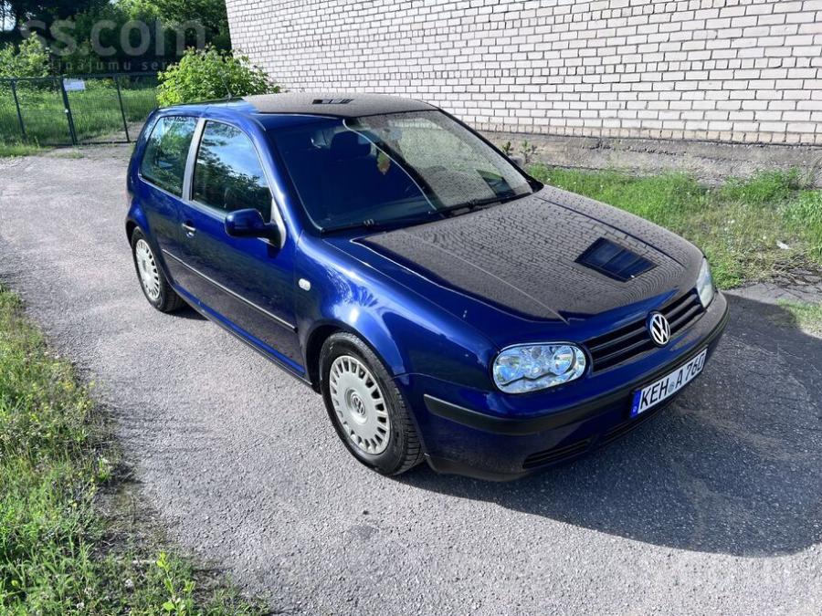 Zils Volkswagen Golf 2002 Daugavpils, ar dzinēja tilpumu 1.90 L un nobraukumu 285 tūkst. km par 1549 €, foto 3 vietnē AUTOMOTO.COM.LV