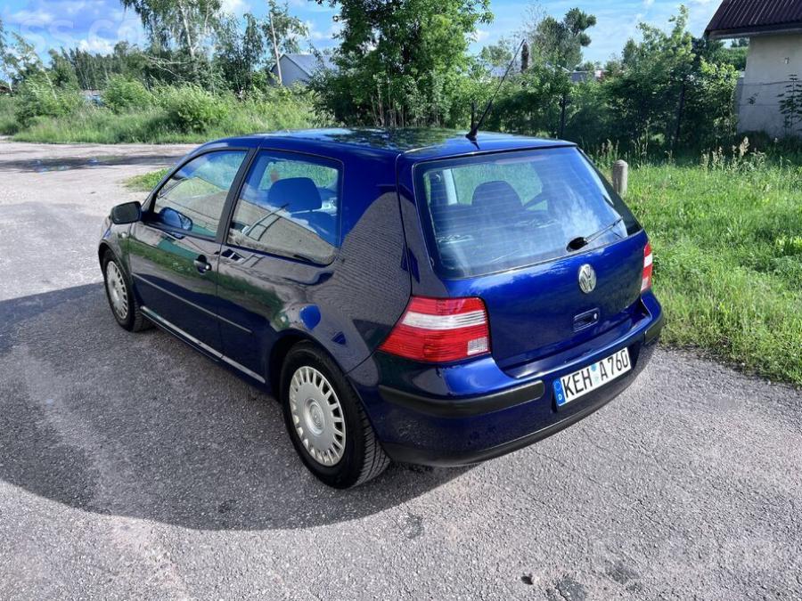 Zils Volkswagen Golf 2002 Daugavpils, ar dzinēja tilpumu 1.90 L un nobraukumu 285 tūkst. km par 1549 €, foto 4 vietnē AUTOMOTO.COM.LV