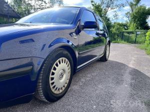 Zils Volkswagen Golf 2002 Daugavpils, ar dzinēja tilpumu 1.90 L un nobraukumu 285 tūkst. km par 1549 €, foto 11 vietnē AUTOMOTO.COM.LV