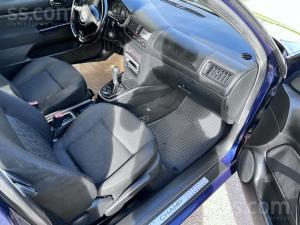 Zils Volkswagen Golf 2002 Daugavpils, ar dzinēja tilpumu 1.90 L un nobraukumu 285 tūkst. km par 1549 €, foto 15 vietnē AUTOMOTO.COM.LV