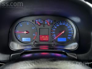 Zils Volkswagen Golf 2002 Daugavpils, ar dzinēja tilpumu 1.90 L un nobraukumu 285 tūkst. km par 1549 €, foto 31 vietnē AUTOMOTO.COM.LV