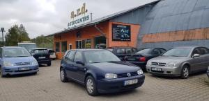 Blue Volkswagen Golf 2002 in Valmiera, with an engine capacity of 1.90 L and mileage of 365 thousand km for 1700 €, photo  on AUTOMOTO.COM.LV