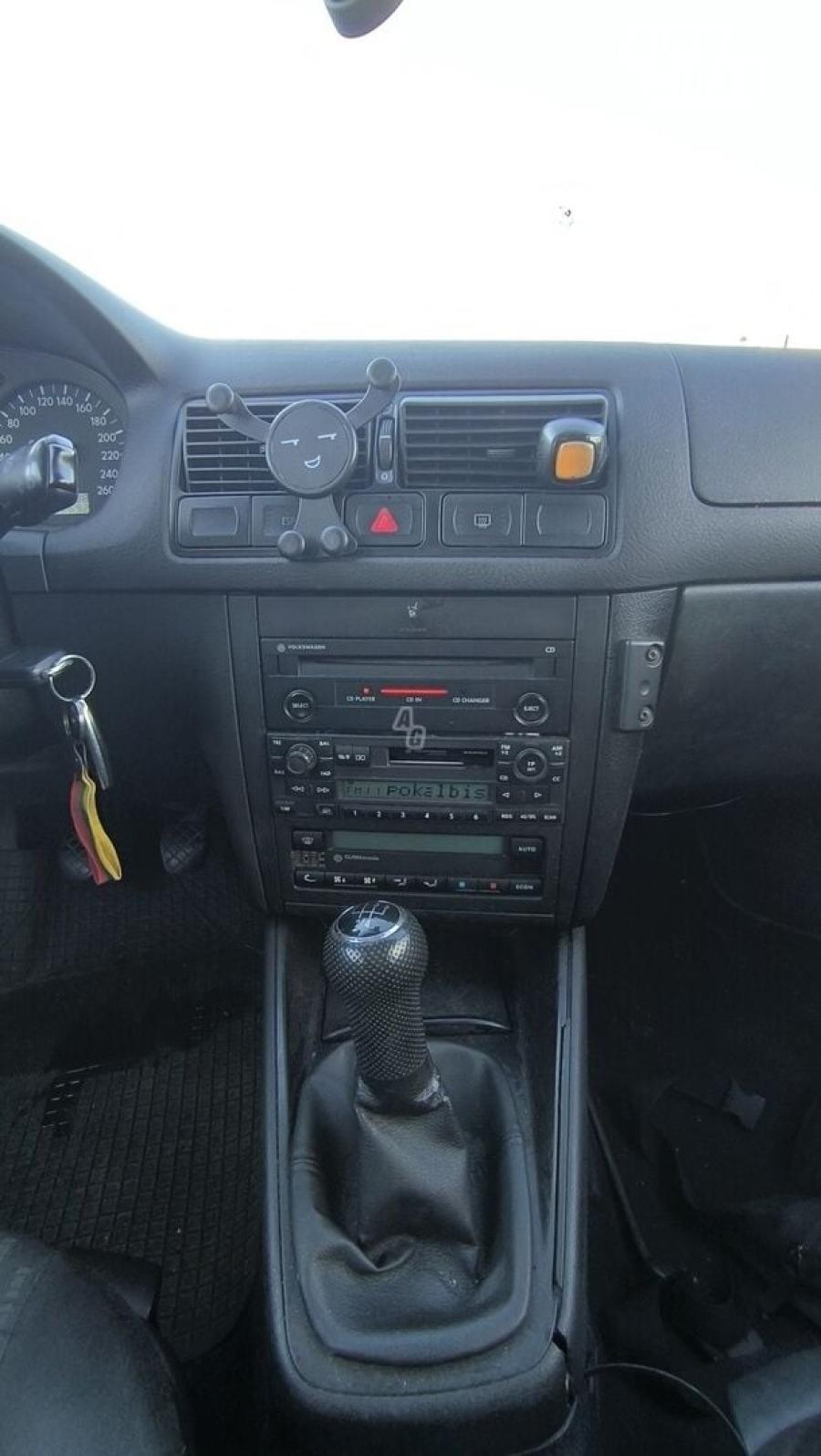 Blue Volkswagen Golf 2002 in Vilnius, with an engine capacity of 1.90 L and mileage of 414 thousand km for 950 €, photo 8 on AUTOMOTO.COM.LV