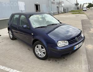 Blue Volkswagen Golf 2002 in Riga, with an engine capacity of 1.90 L and mileage of 282 thousand km for 2450 €, photo 3 on AUTOMOTO.COM.LV