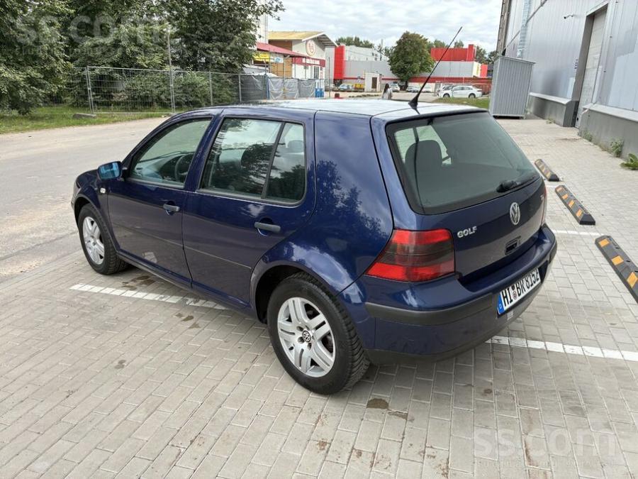 Blue Volkswagen Golf 2002 in Riga, with an engine capacity of 1.90 L and mileage of 282 thousand km for 2450 €, photo 5 on AUTOMOTO.COM.LV