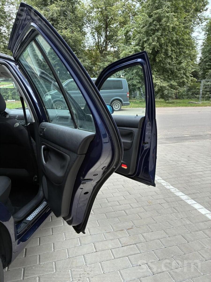 Blue Volkswagen Golf 2002 in Riga, with an engine capacity of 1.90 L and mileage of 282 thousand km for 2450 €, photo 15 on AUTOMOTO.COM.LV