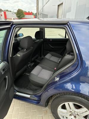 Blue Volkswagen Golf 2002 in Riga, with an engine capacity of 1.90 L and mileage of 282 thousand km for 2450 €, photo 21 on AUTOMOTO.COM.LV