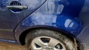 Blue Volkswagen Golf 2002 in Cesis, with an engine capacity of 1.90 L and mileage of 341 thousand km for 1550 €, photo 9 on AUTOMOTO.COM.LV