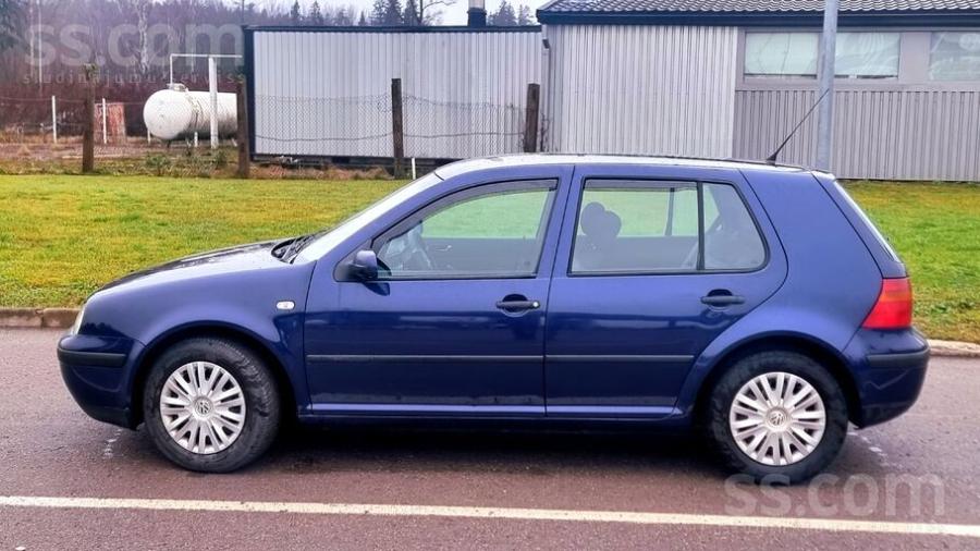 Blue Volkswagen Golf 2002 in Cesis, with an engine capacity of 1.90 L and mileage of 341 thousand km for 1550 €, photo 20 on AUTOMOTO.COM.LV