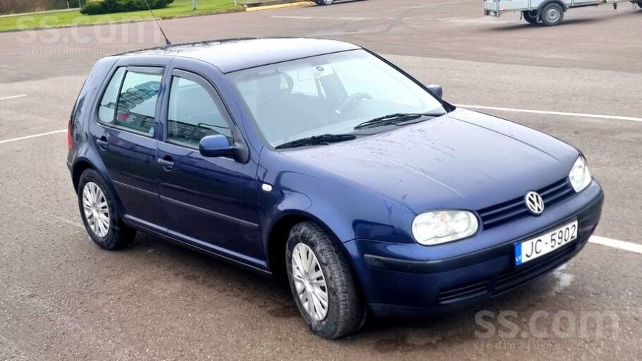 Blue Volkswagen Golf 2002 in Cesis, with an engine capacity of 1.90 L and mileage of 341 thousand km for 1550 €, photo 24 on AUTOMOTO.COM.LV