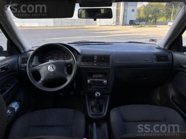 Volkswagen Golf 2002 Dobele vietnÄ Zils Volkswagen Golf 2002 Dobele, ar dzinÄja tilpumu 1.40 L un nobraukumu 235 tÅ«kst. km par 1550 ā¬, foto 9 vietnÄ AUTOMOTO.COM.LV