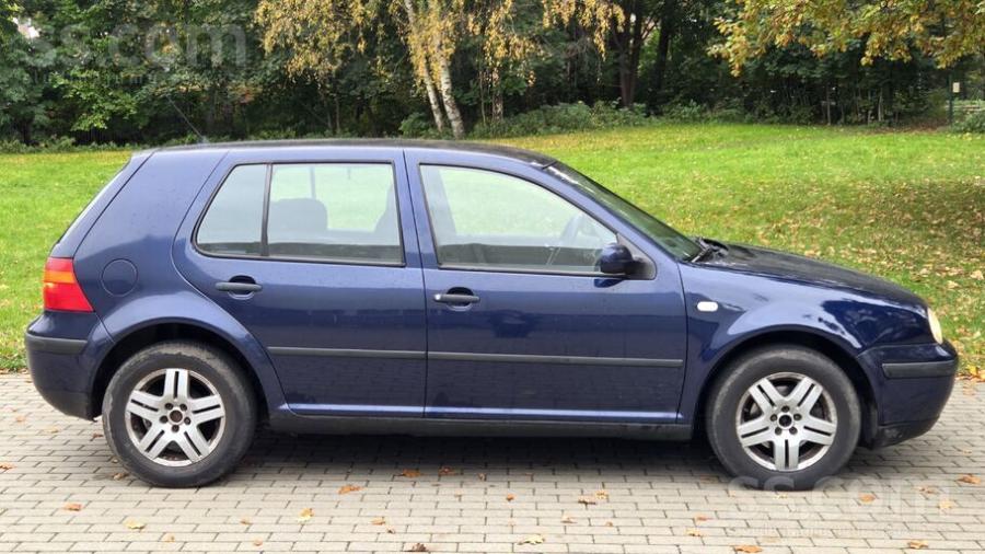 Zils Volkswagen Golf 2002 Rīga, ar dzinēja tilpumu 1.90 L un nobraukumu 0 tūkst. km par 1120 €, foto 5 vietnē AUTOMOTO.COM.LV
