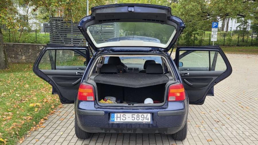 Zils Volkswagen Golf 2002 Rīga, ar dzinēja tilpumu 1.90 L un nobraukumu 0 tūkst. km par 1120 €, foto 15 vietnē AUTOMOTO.COM.LV