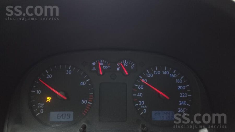 Zils Volkswagen Golf 2002 Rīga, ar dzinēja tilpumu 1.90 L un nobraukumu 0 tūkst. km par 1120 €, foto 31 vietnē AUTOMOTO.COM.LV