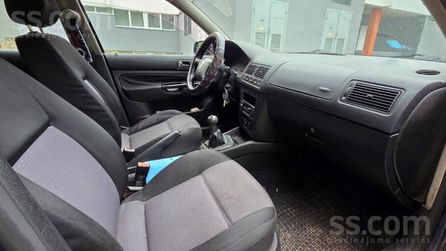 Zils Volkswagen Golf 2002 Rīga, ar dzinēja tilpumu 1.90 L un nobraukumu 0 tūkst. km par 1120 €, foto 32 vietnē AUTOMOTO.COM.LV