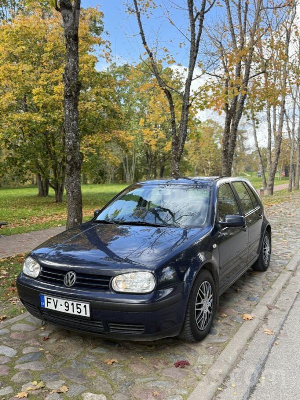 Фольксваген Гольф 2002 в Кулдига на AUTOMOTO.COM.LV Синий Фольксваген Гольф 2002 в Кулдига, объемом двигателя 1.90 л и пробегом 344 тыс. км за 1300 €, фото 5 на AUTOMOTO.COM.LV