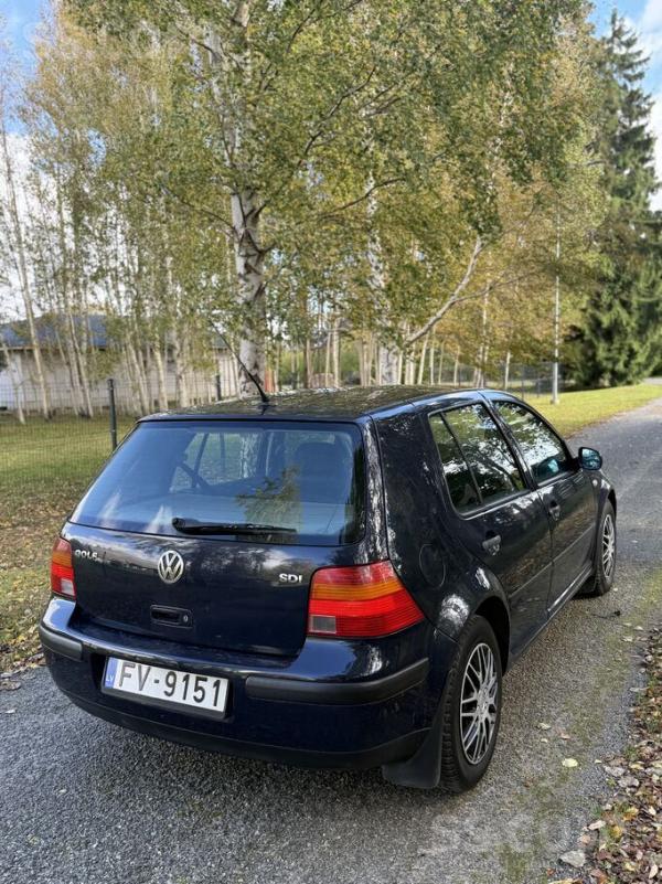 Фольксваген Гольф 2002 в Кулдига на AUTOMOTO.COM.LV Синий Фольксваген Гольф 2002 в Кулдига, объемом двигателя 1.90 л и пробегом 344 тыс. км за 1300 €, фото 7 на AUTOMOTO.COM.LV