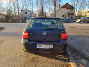 Blue Volkswagen Golf 2003 in Riga, with an engine capacity of 1.60 L and mileage of 268 thousand km for 800 €, photo 4 on AUTOMOTO.COM.LV