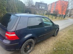 Zils Volkswagen Golf 2003 Tartu, ar dzinēja tilpumu 1.40 L un nobraukumu 267 tūkst. km par 600 €, foto 9 vietnē AUTOMOTO.COM.LV