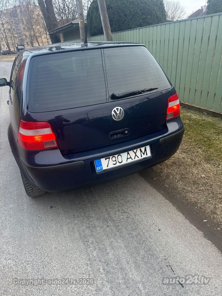Zils Volkswagen Golf 2003 Tartu, ar dzinēja tilpumu 1.40 L un nobraukumu 267 tūkst. km par 600 €, foto 10 vietnē AUTOMOTO.COM.LV