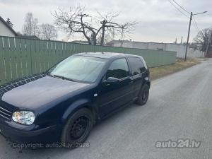 Zils Volkswagen Golf 2003 Tartu, ar dzinēja tilpumu 1.40 L un nobraukumu 267 tūkst. km par 600 €, foto 12 vietnē AUTOMOTO.COM.LV
