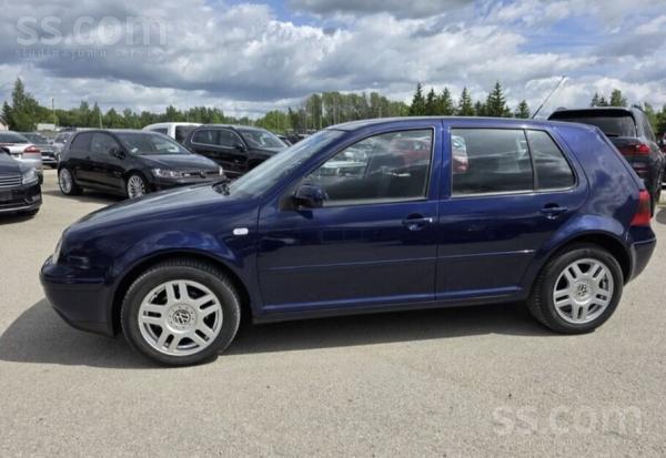 Zils Volkswagen Golf 2003 Bauska, ar dzinēja tilpumu 1.90 L un nobraukumu 0 tūkst. km par 2490 €, foto 3 vietnē AUTOMOTO.COM.LV