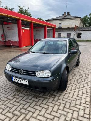 Blue Volkswagen Golf 2003 in Dobele, with an engine capacity of 1.60 L and mileage of 325 thousand km for 360 €, photo  on AUTOMOTO.COM.LV